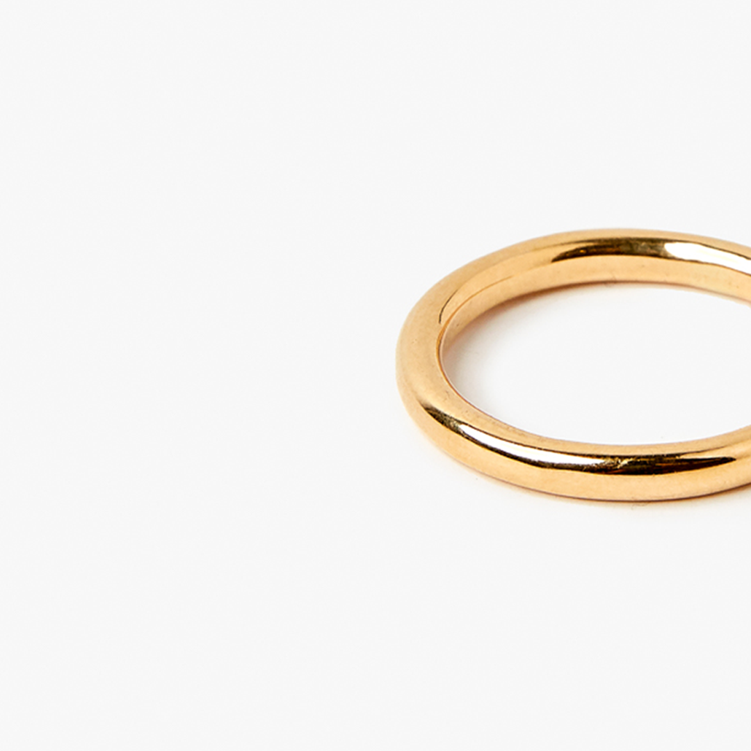 closed gold bands – titleofwork